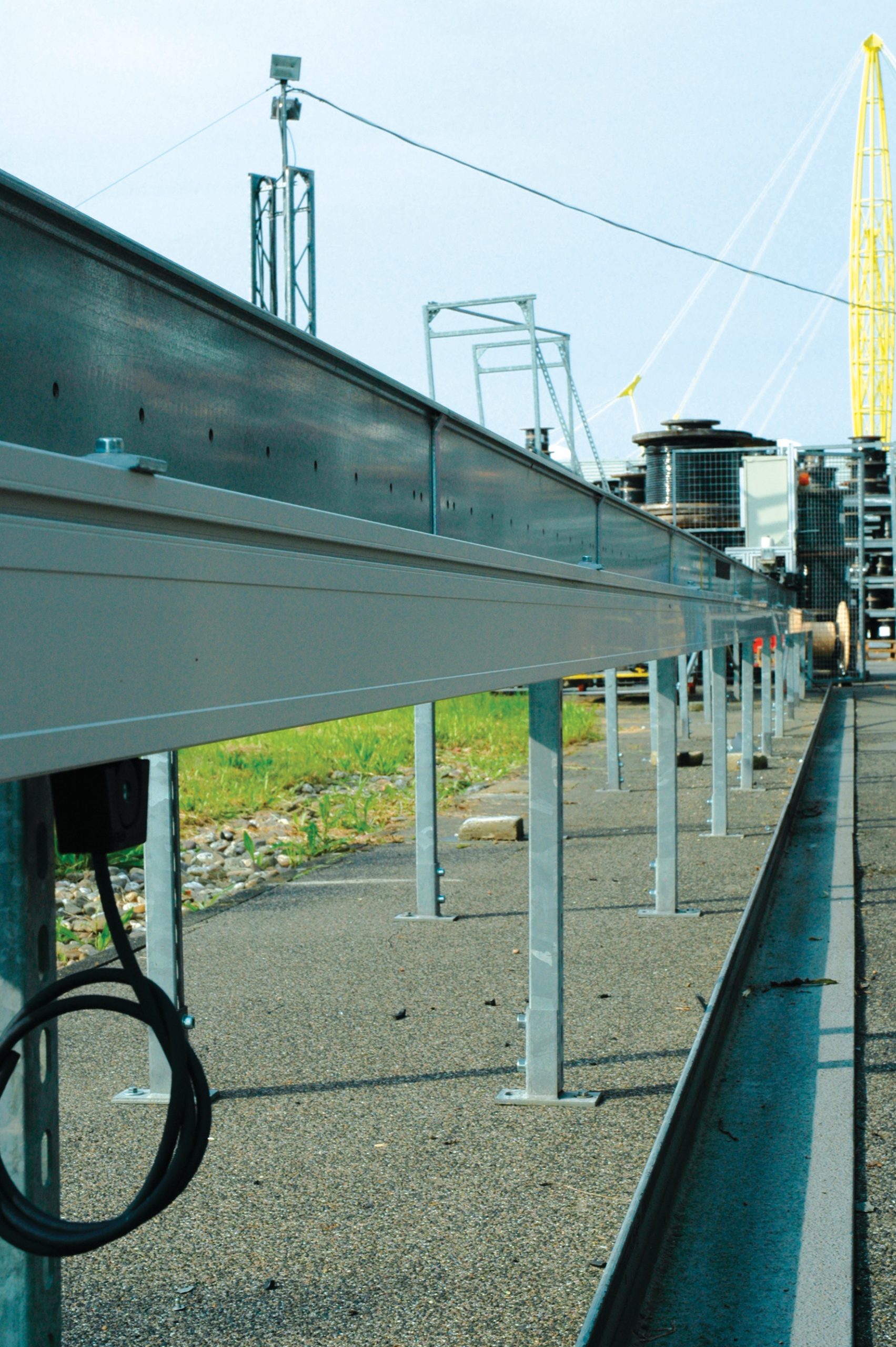 Micro flizz: the compact, maintenance-free e-chain® system | igus® UK blog