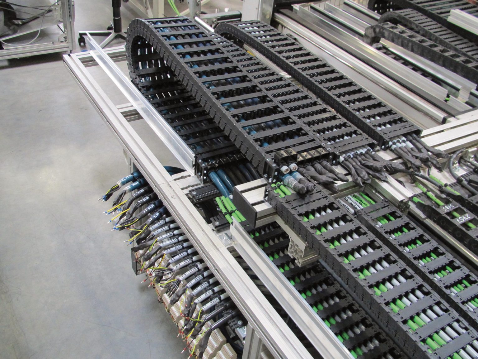 What are the cables offered by igus®?